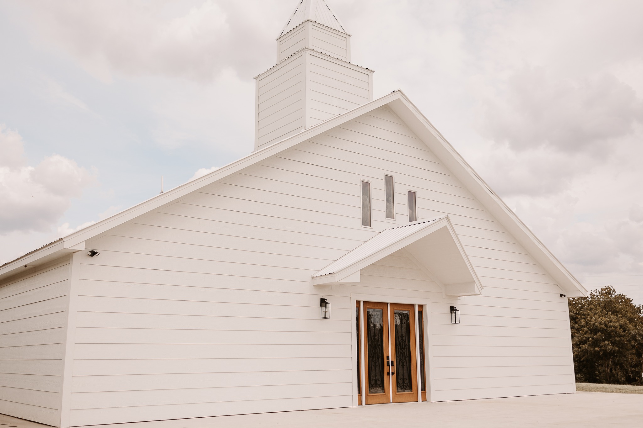 Chapel Redbud Ranch in Binger, OK